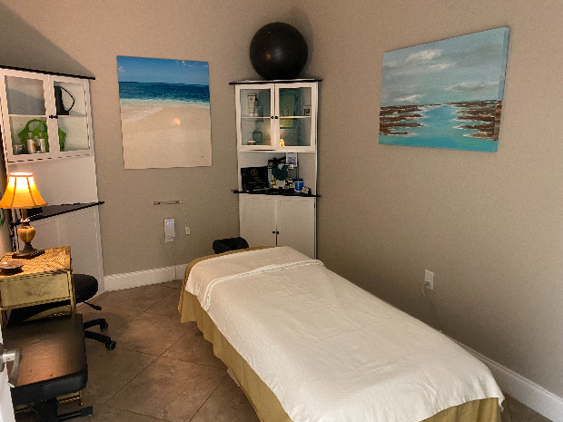 Book a massage with Massage with Arlene Marathon | Marathon FL 33050