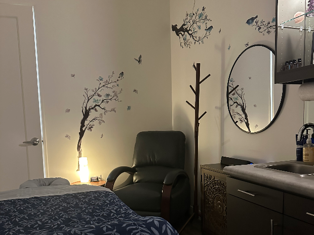 Book a massage with Elizabeth Halloran, CMT | Roseville CA 95661