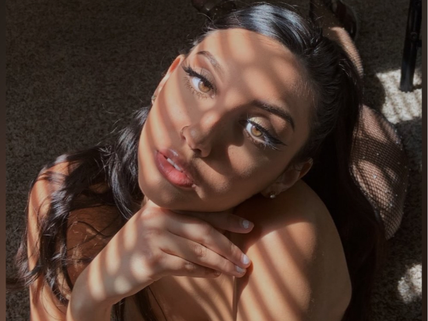 Book a massage with Msg Nuru therapy Bodyrub Gfe Four Hands HyEnding | Tucson AZ 85718