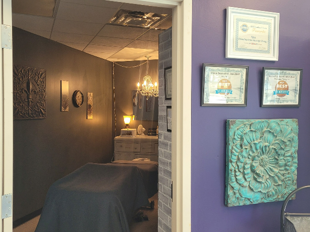 Book A Massage With Kneading Knots Massage Therapy St Joseph Mo 64501