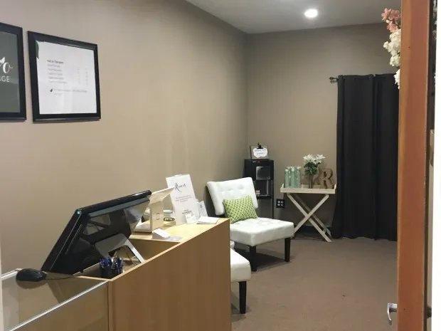Book A Massage With Renovo Massage Rockford Il 61109