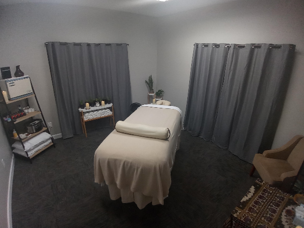 Massage Therapists in Warren, MI | MassageBook