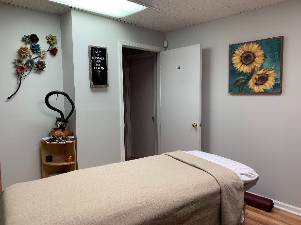 Book a massage with Thankful Mind and Body - Massage by Tara | Hanover ...