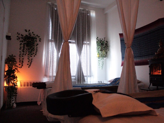 Book A Massage With Thai Lotus Bodywork Chicago Il 60640