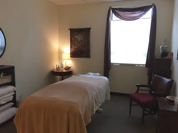 Book a massage with Kelly Hochheimer, LMT | Albany NY 12203