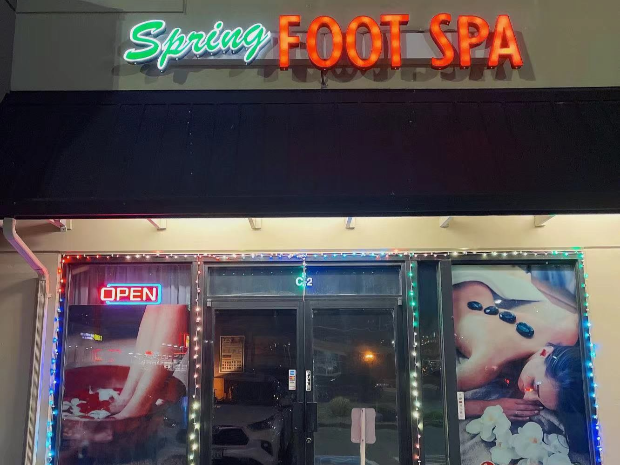Book a massage with Spring foot spa | seattle WA 98133